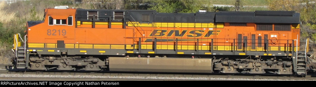 BNSF 8219